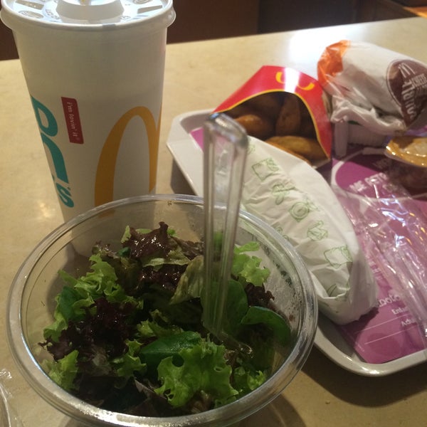 McDonald's - Fast Food Restaurant