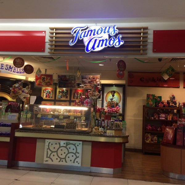 Famous Amos - 211 visitors