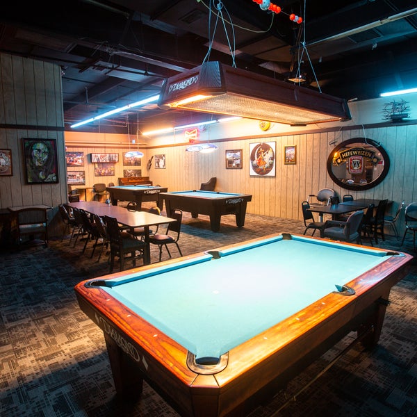 Big Dogs Billiards - Pool Hall in Des Moines
