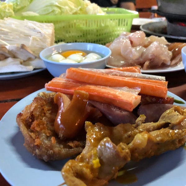 Chester's Grill (เชสเตอร์ กริลล์) - JJ Park