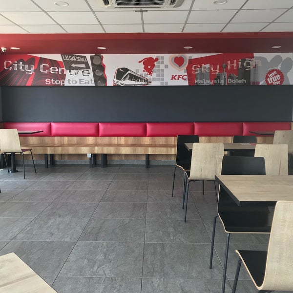 KFC - Fast Food Restaurant in Kamunting