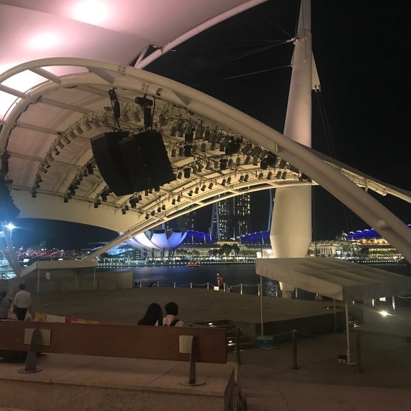 Esplanade Backstage - Structure in Downtown Core