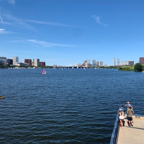 Charles River Bike Path - Hiking Trail in Boston