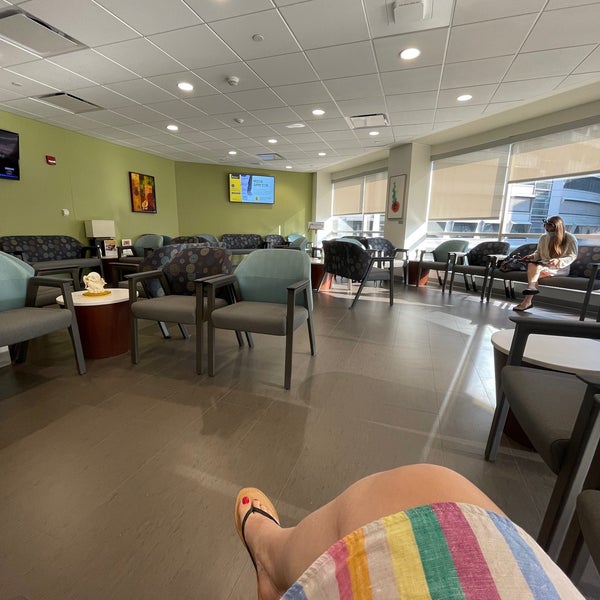 UIHC Parking Ramp 4 - Parking in Iowa City