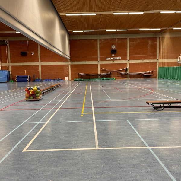 Sporthal Latem-Deurle - Sports and Recreation