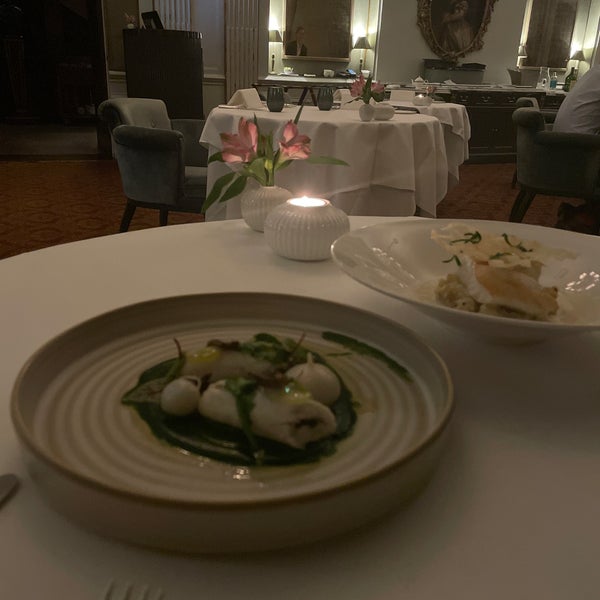 Cliveden Dining Room - Taplow, Buckinghamshire