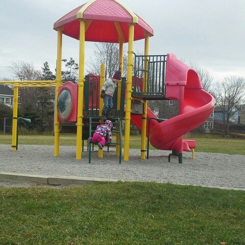 Larch Park - Central St. John's - 0 tips