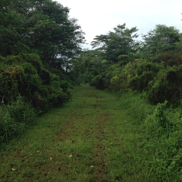 Kranji Railway Train Crossing | Kranji Heritage Trail - Monument in ...