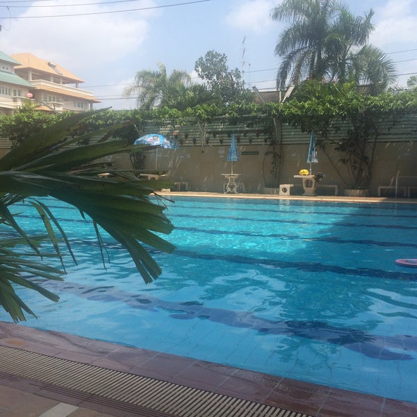 Sivali Pool |. สระว่ายนำ้ศิวาลัย - Swimming Pool