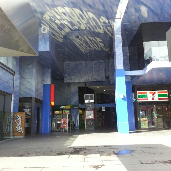 Queensbridge Arcade - Shopping Mall in Southbank