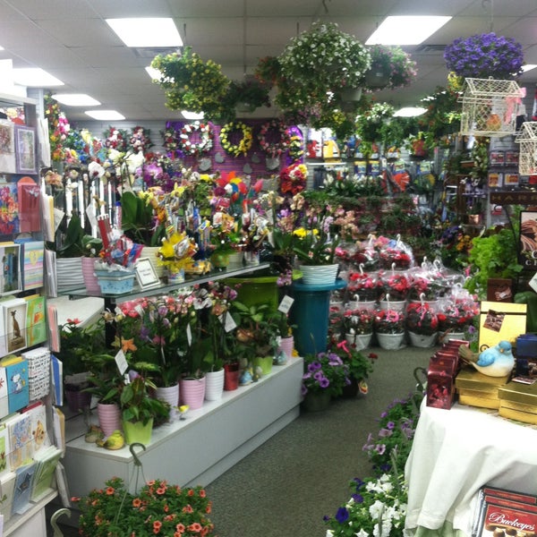 Flowerama - 101 S Ankeny Blvd