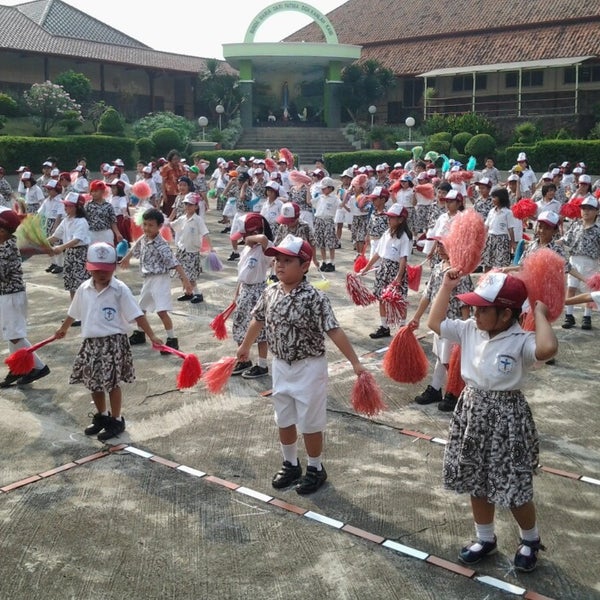 Photos at SMP Santa Maria Fatima - Jatinegara - Jl. Jatinegara Barat No ...