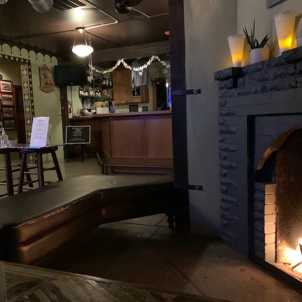 Binks - 2715 NE Alberta St