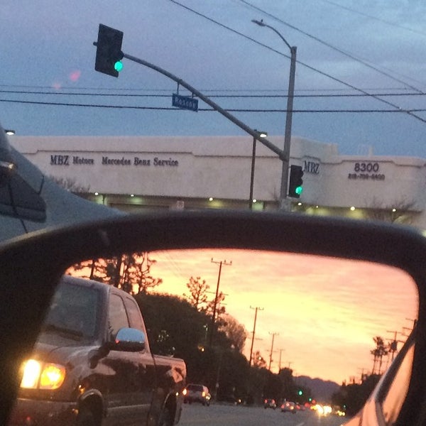 Photos at Winnetka Recreation Community Center Park - 3 tips from 255 ...