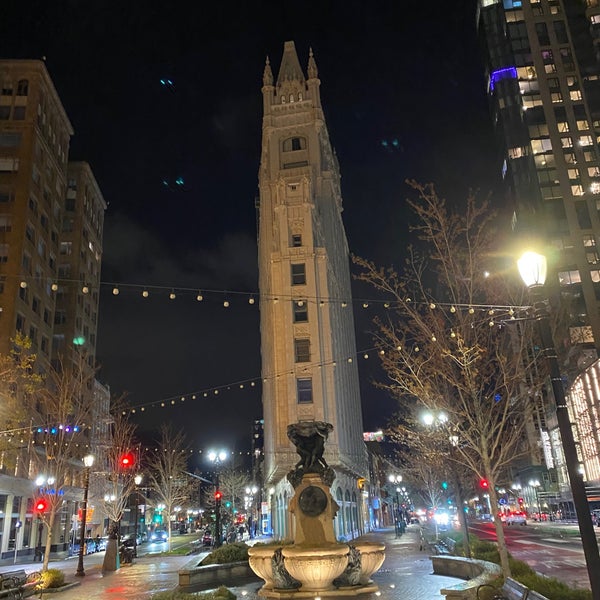 Latham Square - Uptown - 1611 Telegraph Ave, Oakland, CA 94612