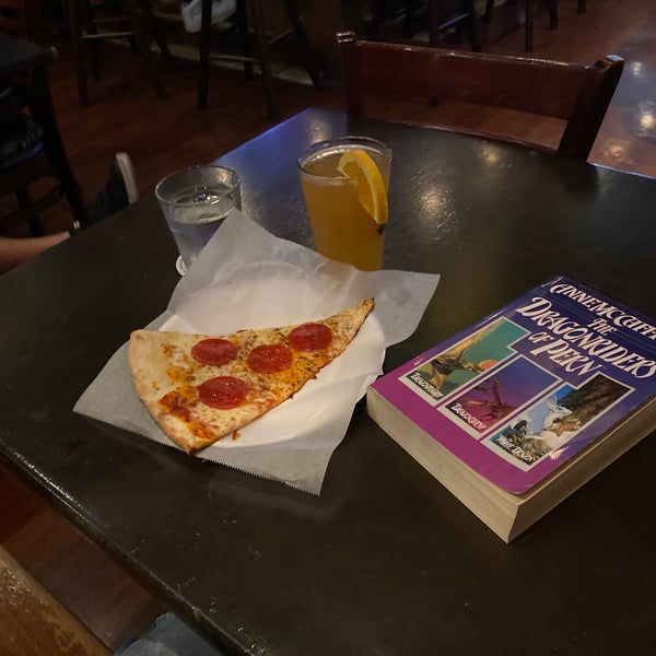 J. Dolan's - Pizzeria in Honolulu