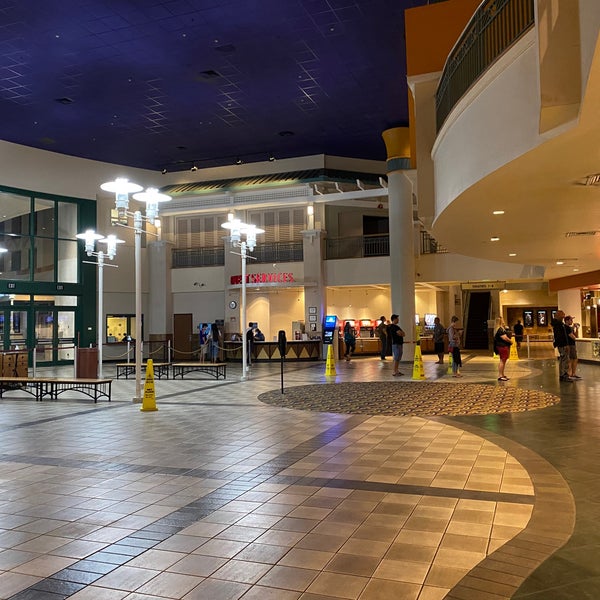 Consolidated Theatres Ward Stadium 16 - Ala Moana - Kakaako - 73 tips ...