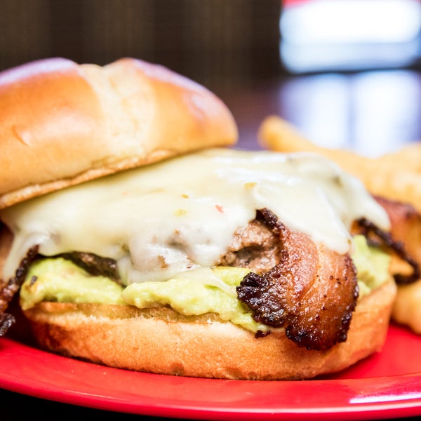 Varsity Sports Cafe & Roman Coin Pizza (Now Closed) - Central Omaha ...