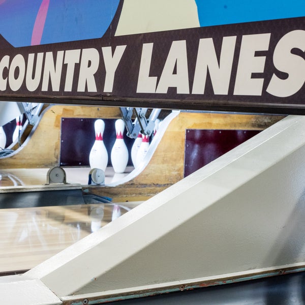 Country Lanes - Bowling Alley in Farmington Hills