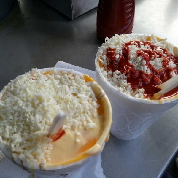 Los Elotes de la Pulga Río - Food Truck