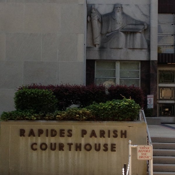 Rapides Parish Courthouse - Central Alexandria - 84 visitors