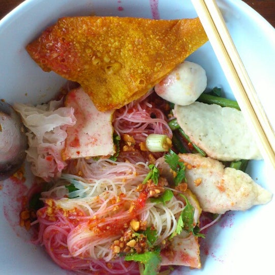 ปายก๋วยเตี๋ยวปลา (Pai Fish Noodles) - Noodle Restaurant