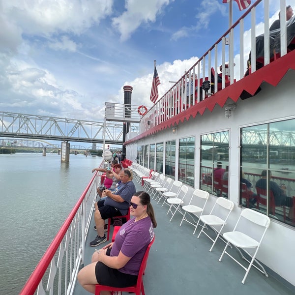 BB Riverboats: Belle of Cincinnati - 4 tips