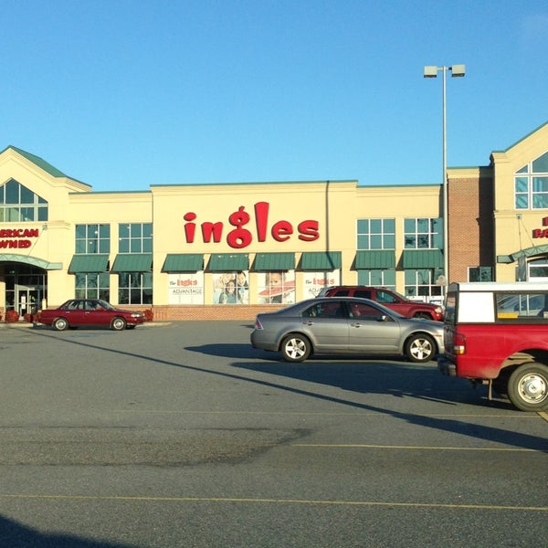 Ingles Markets Logo
