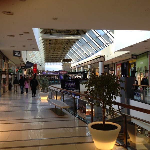 Punta Carretas Shopping - Shopping Mall in Punta Carretas