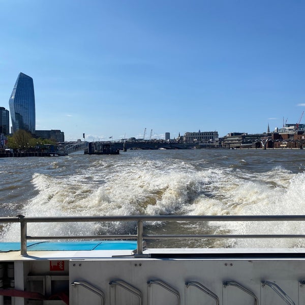 Bankside Pier - Pier in South Bank