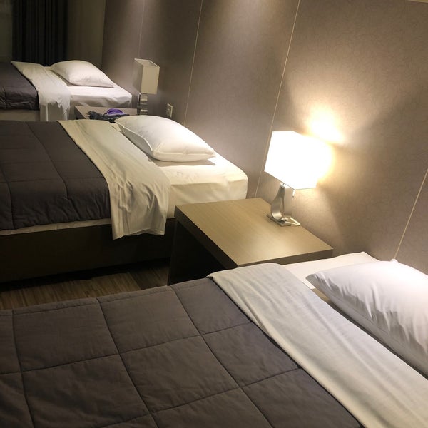 RELC Auditorium - Tanglin - 2 tips from 152 visitors