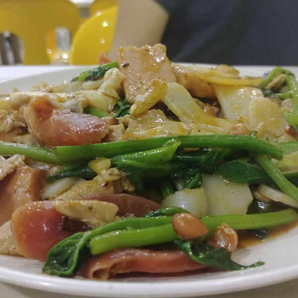 NTU Canteen 9 - College Cafeteria in Singapore