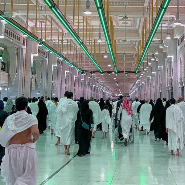 gambar bukit safa marwah - Natalie Lambert