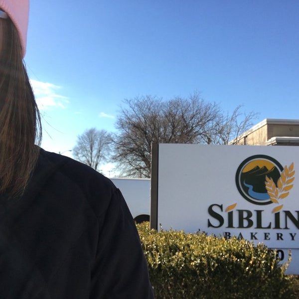 Siblini Bakery - 25700 Princeton St