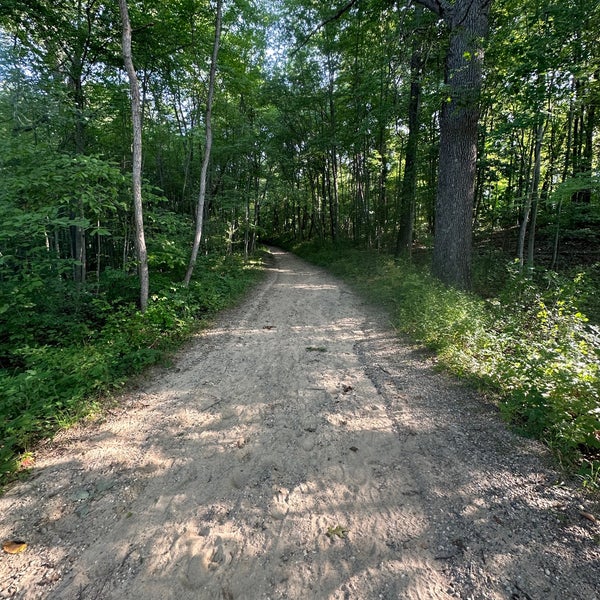 Huron Meadows Metropark - Park