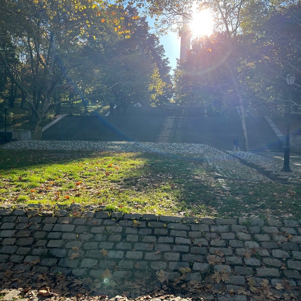 The Stairs at Fort Greene Park - Fort Greene - 0 tips