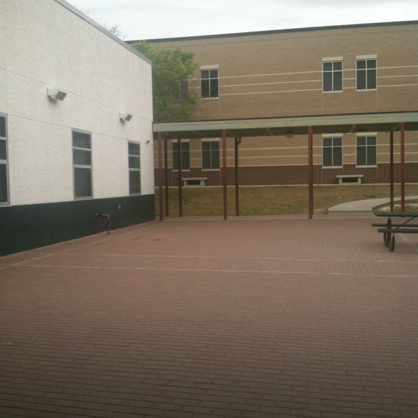 Photos at Kitty Hawk Middle School - Middle School in Universal City