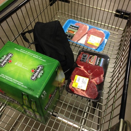 PAK'nSAVE - Pukekohe, Auckland