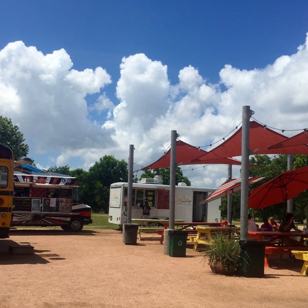 Mueller Central Food Trucks - 35 visitors