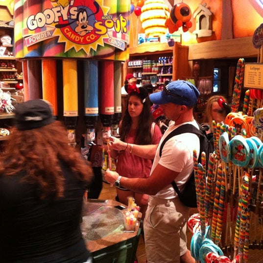 Photos at Pooh Corner - The Anaheim Resort - 30 tips from 5479 visitors