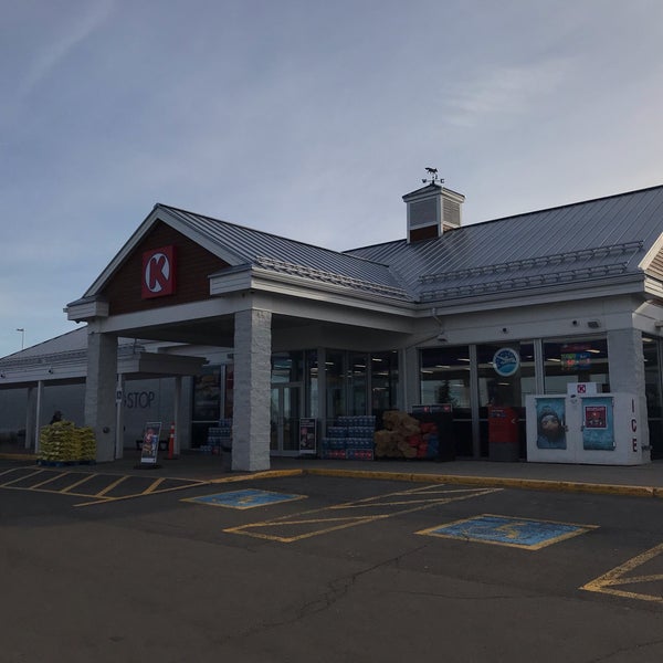 Irving - 2986 Fredericton Rd