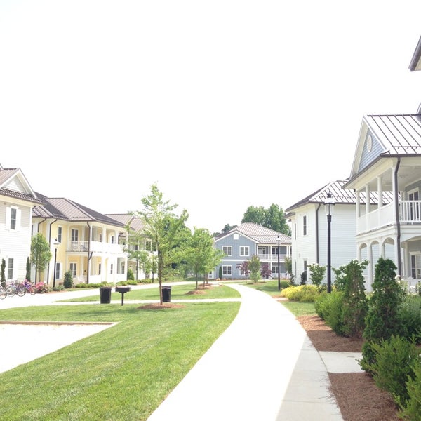 The Station at Mill Point - College Residence Hall in Elon