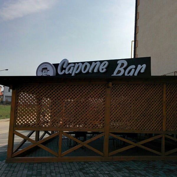 Capone Bar - Café in Ровно