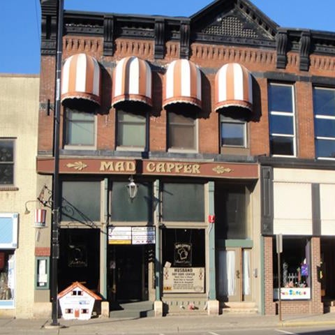 Mad Capper Saloon & Eatery - Stillwater, MN