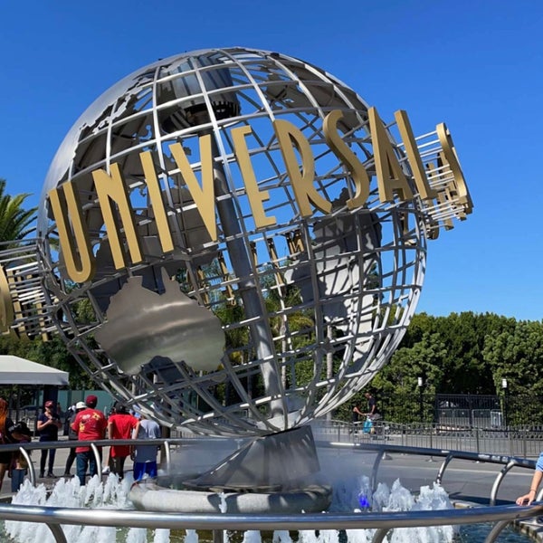 Universal Studios Hollywood Globe
