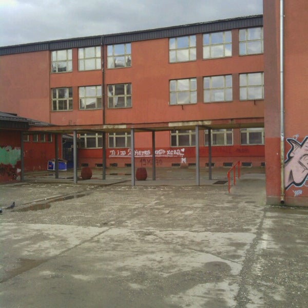 Osnovna skola "Nada Popovic" - Law School