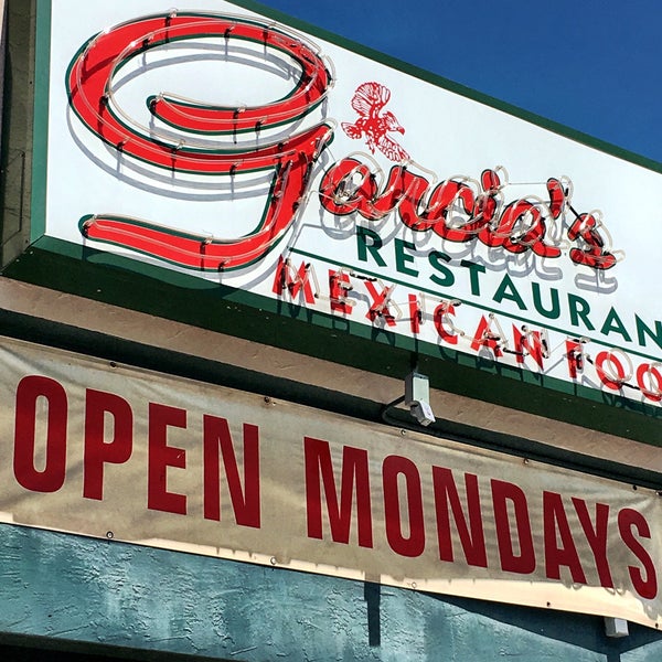 Garcia's Restaurant - Mexican Restaurant in San Marcos