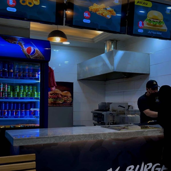 Army Burger - Burger Joint in النعيم