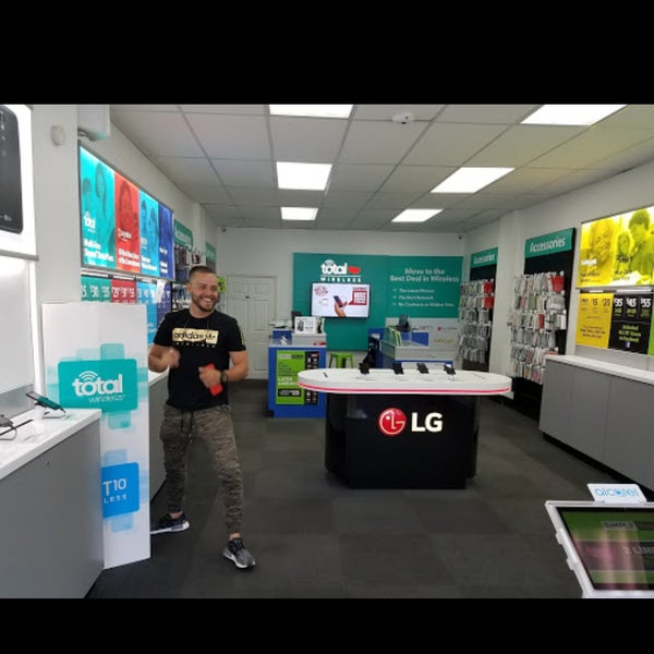 Total Wireless Store - Mobile Phone Store in Little Havana