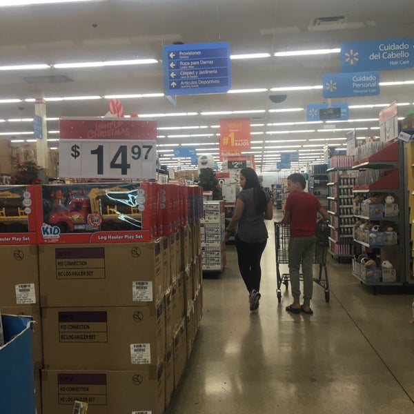 Walmart Supercenter - Carolina, Carolina Municipio